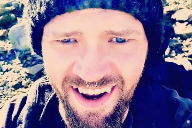 Hotel fundraise for bench in memory of former manager ...