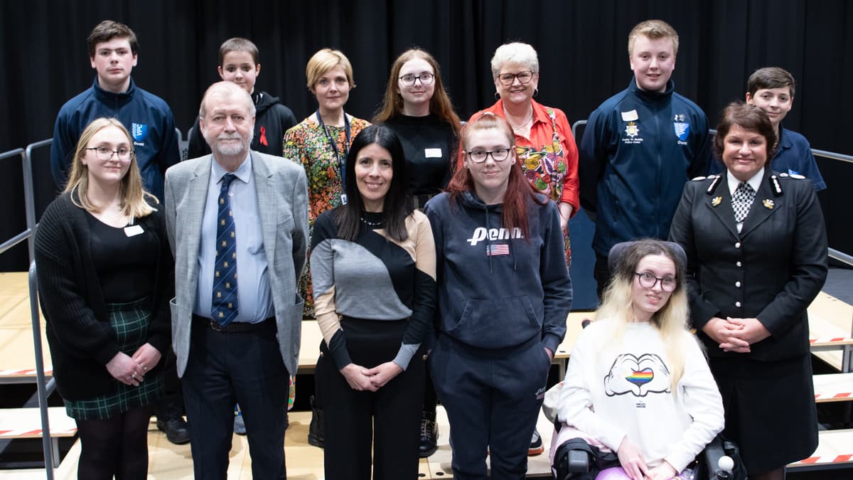 Young people turn the spotlight on Gwent’s leaders ...