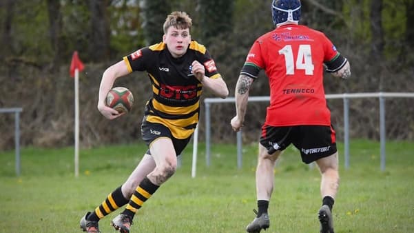 Title hopes boosted with Crickhowell victory | abergavennychronicle.com
