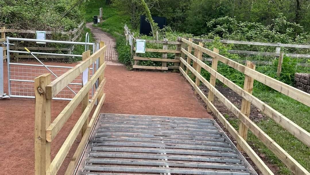 Tragedy at Castle Meadows in Abergavenny following cattle grid death ...