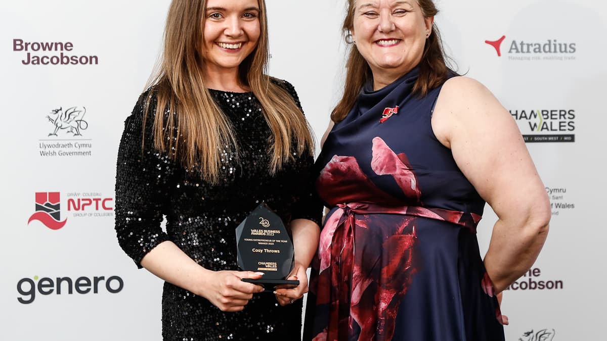 Success for Harriet's Abergavenny business Cosy Throws in Wales ...