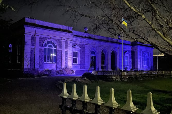 Sessions House in Usk to light up blue for World Parkinson’s Day 2024 ...