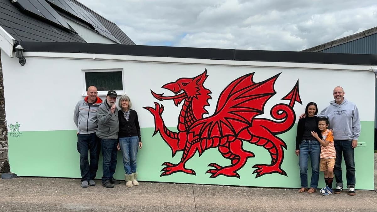 Rob’s dragon roars again! | abergavennychronicle.com