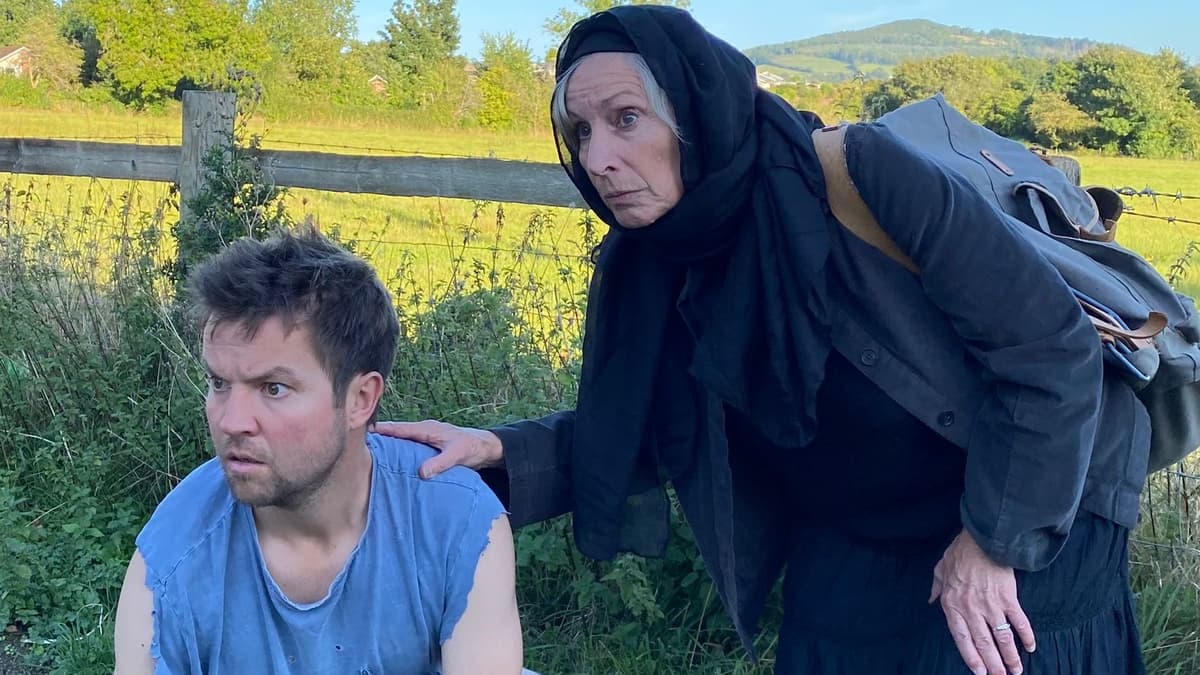 Original members of Abergavenny's Gwent Theatre re-unite for new ...