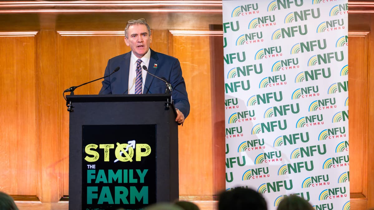 NFU Cymru joins Big Banner Day to step up campaign against family farm ...