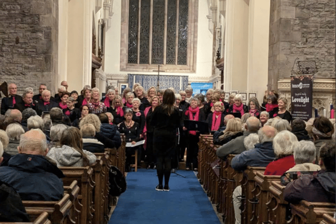 Tenovus Choirs’ Lovelight concert entrances again ...