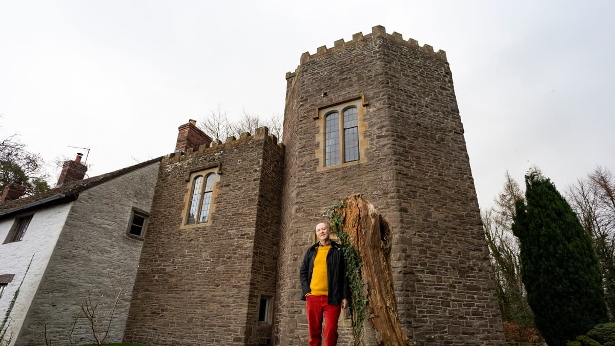 Castle owners find secret buried in garden | abergavennychronicle.com