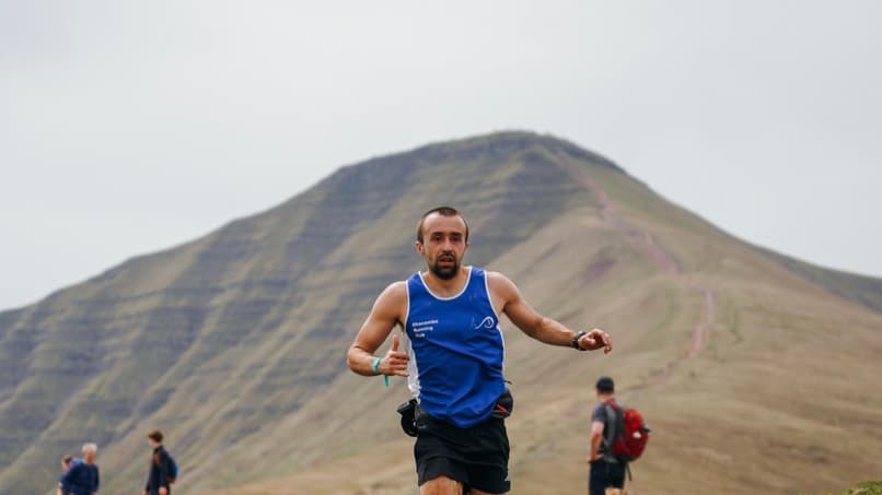 Stellar Dellar takes Cribyn fell race | abergavennychronicle.com