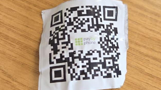 Expert warns: QR code parking scams this bank holiday ...