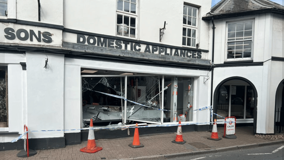 Webbs of Crickhowell remains open despite shock ram raid | abergavennychronicle.com