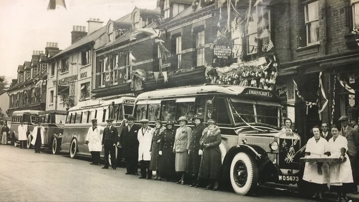 On the buses in Frogmore Street | abergavennychronicle.com